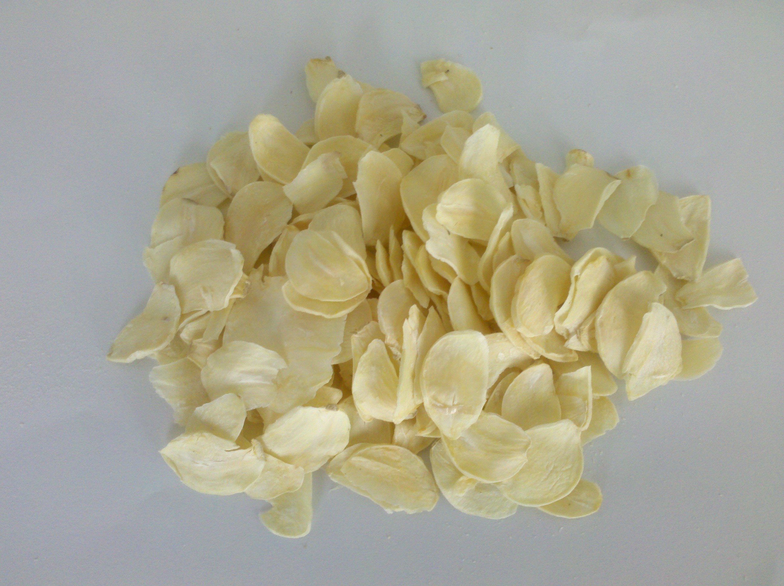 Light Yellow Dried Garlic Pods No Additives 100% Pure Fresh Garlic ...